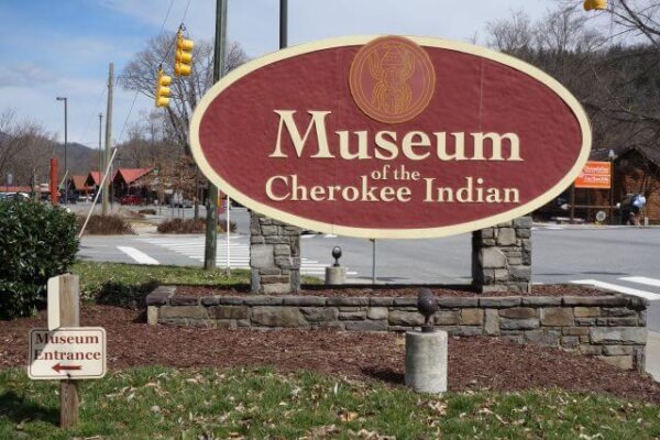 POW: Museum of the Cherokee People - The Ranger Desk