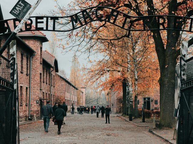 POM: Auschwitz-Birkenau State Museum - The Ranger Desk